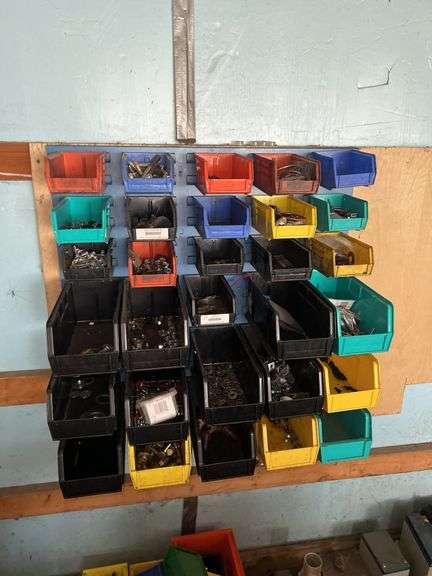 Assorted Hardware/ Bins - Auction Ohio
