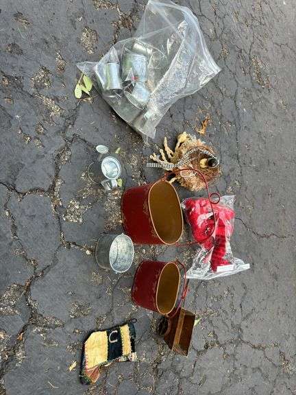 Miscellaneous decor - Auction Ohio