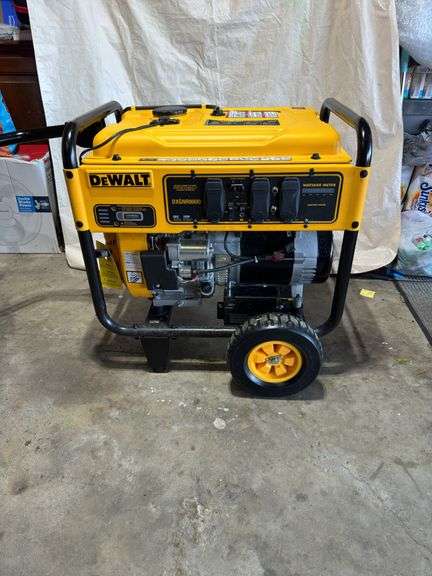Dewalt DXGNR8000 Generator - Auction Ohio