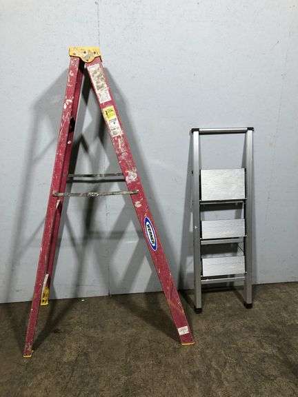 Step Ladders - Auction Ohio