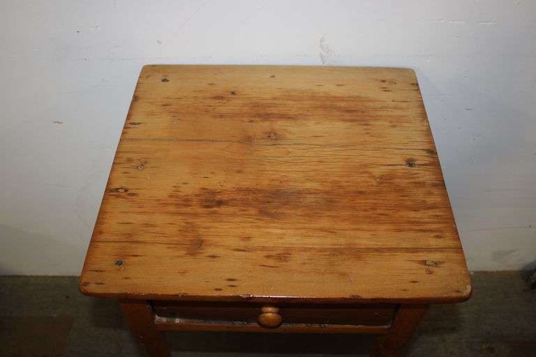 Antique Wood Side Table - Auction Ohio