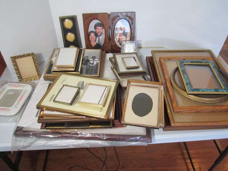 Picture Frames - Auction Ohio