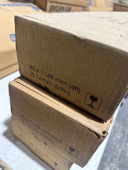 Starcoat T5 Fluorescent Lighting - Auction Ohio