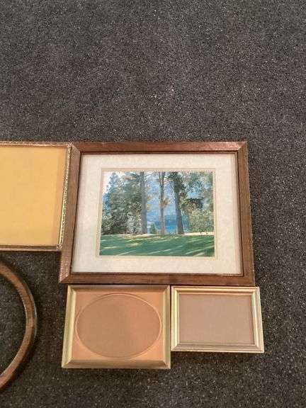 Variety of Picture Frames - Auction Ohio