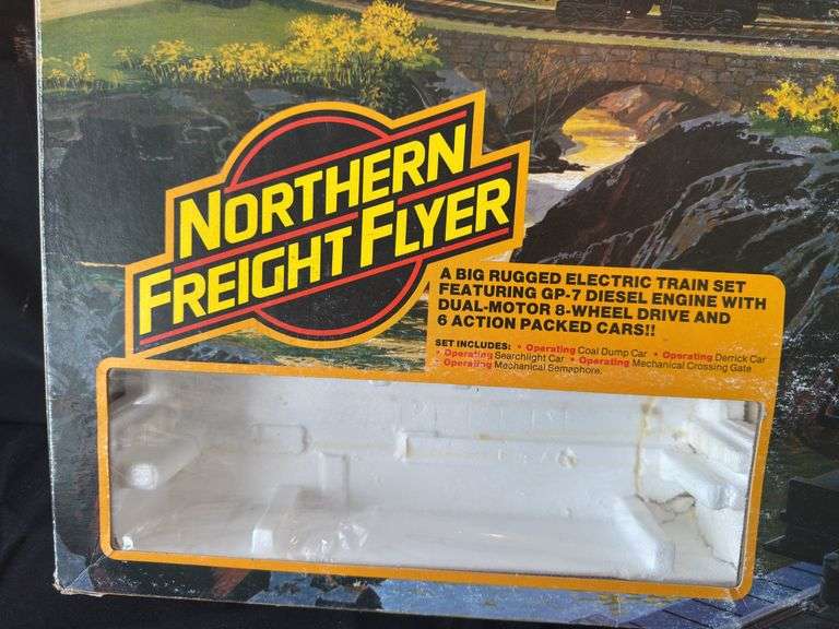 VTG Lionel Northern Flyer Train Set - Auction Ohio