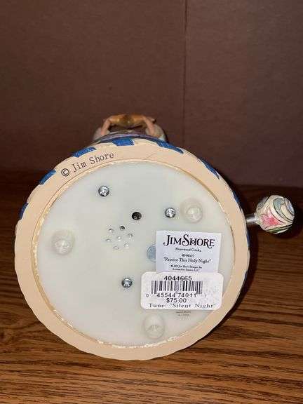 Jim shore music box - Auction Ohio