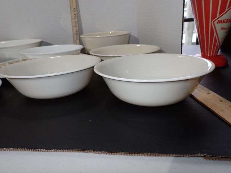 12pc CLEAN Corelle Dishes - Auction Ohio