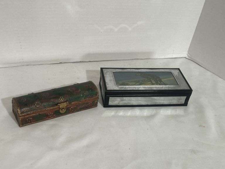 Accessory Boxes - Auction Ohio