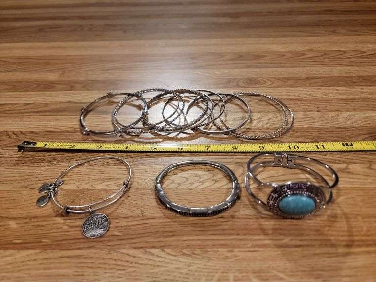 12 Assorted Bracelets - Auction Ohio