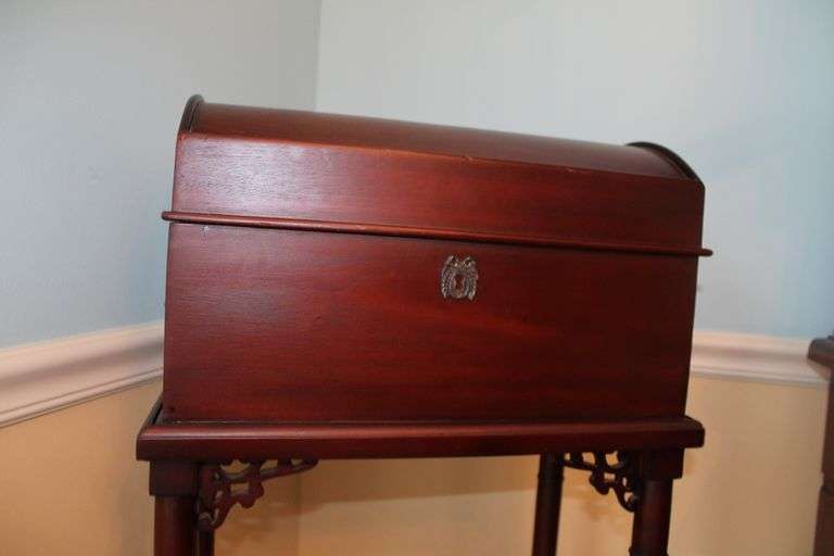 Wooden Chest Stand - Auction Ohio