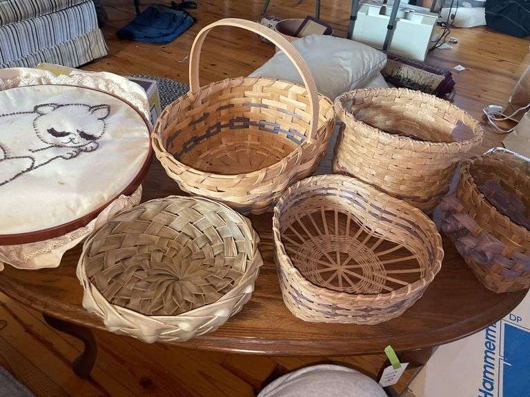 Baskets - Auction Ohio