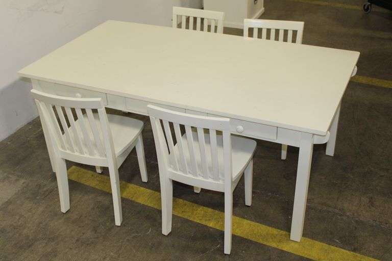 White Table & Chairs - Auction Ohio