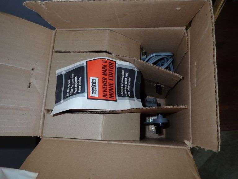 Bell & Howell SUPER EIGHT Movie Camera & 357Z Movie Projector ...