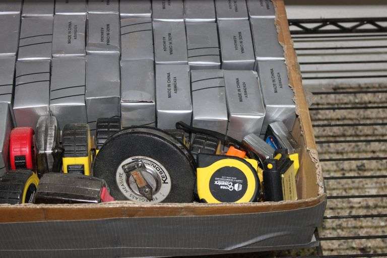 Measuring Tapes - Auction Ohio