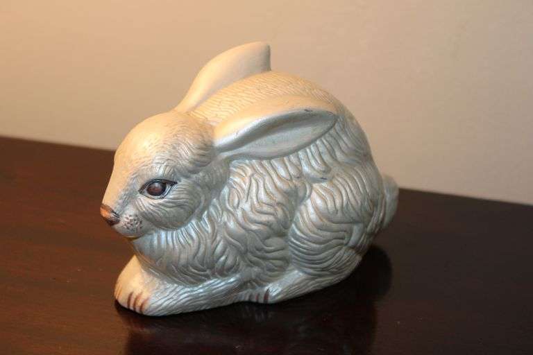 Ceramic Rabbit - Auction Ohio