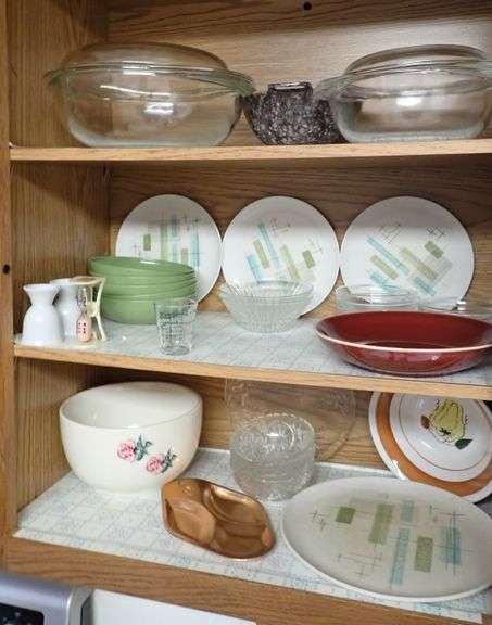 Kitchen Cabinet Cleanout - Pyrex - Melamine - Egg Timer - Mixing Bowls ...