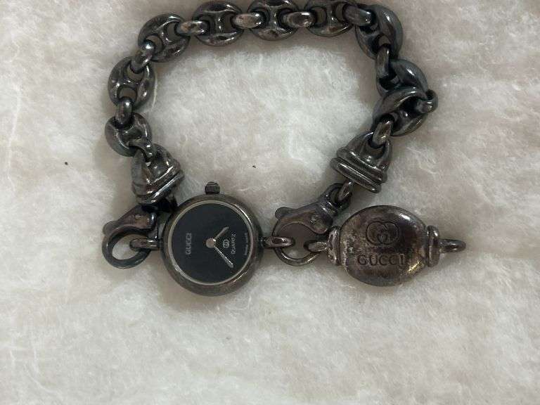 Silver Gucci Watch - Auction Ohio