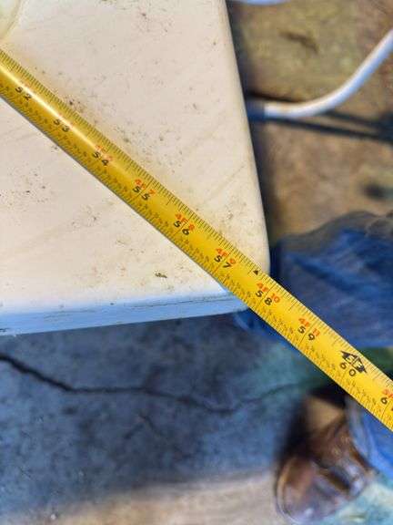 Triangular Bathtub - Auction Ohio