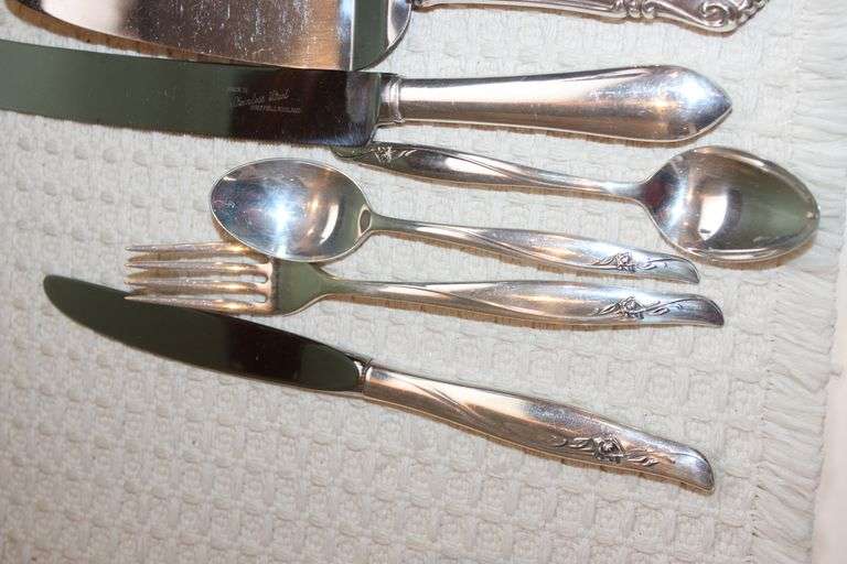 Sterling Silver Utensils - Auction Ohio