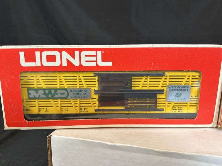 Lionel MKT Cattle Cars - Auction Ohio
