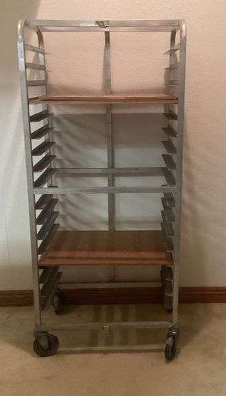 Bakers Rack - Auction Ohio