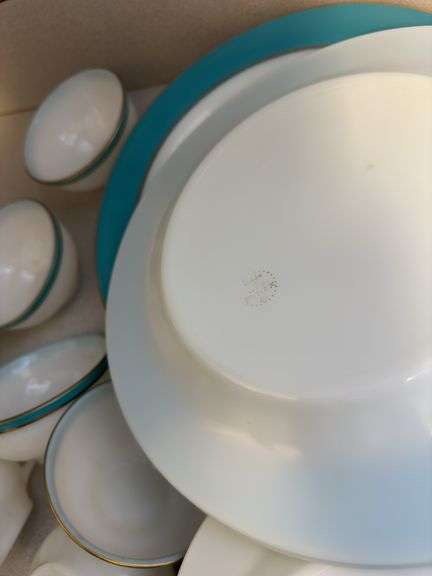 Vintage Pyrex turquoise gold rim milk glass dinnerware - Auction Ohio