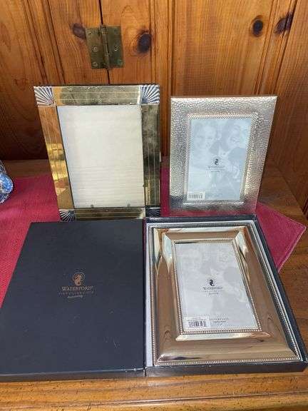 Picture frames - Auction Ohio