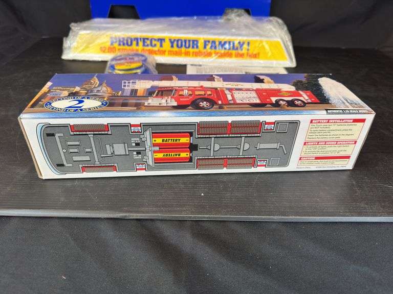 1995 Sunoco Fire Truck Display - Auction Ohio
