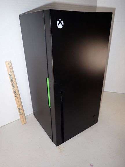 Xbox Series X Replica 12 Can Mini Refrigerator Fridge - Auction Ohio