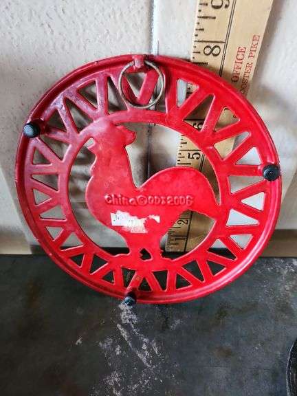 Cast Iron Rooster Trivet 8x8 - Auction Ohio