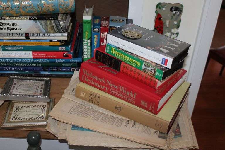 Books & Décor - Auction Ohio