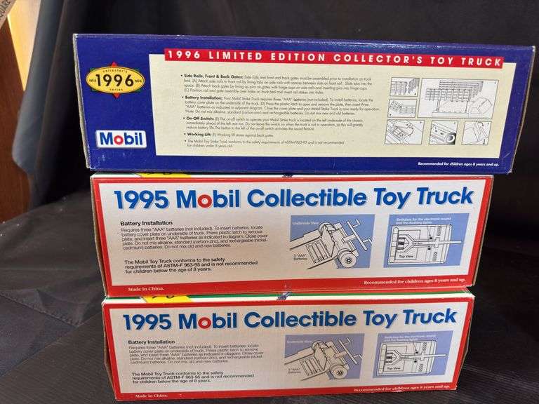 Mobil Toy Trucks - Auction Ohio