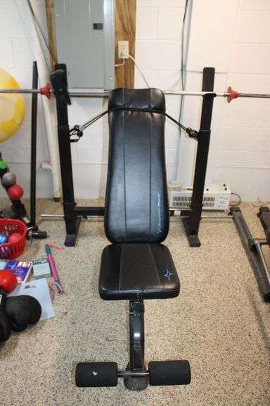 Weight Bench & Weights - Auction Ohio
