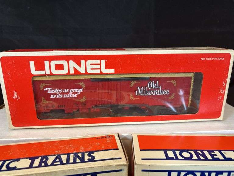 Lionel Alcohol Themed Box Cars - Auction Ohio