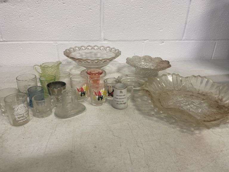 Glassware - Auction Ohio