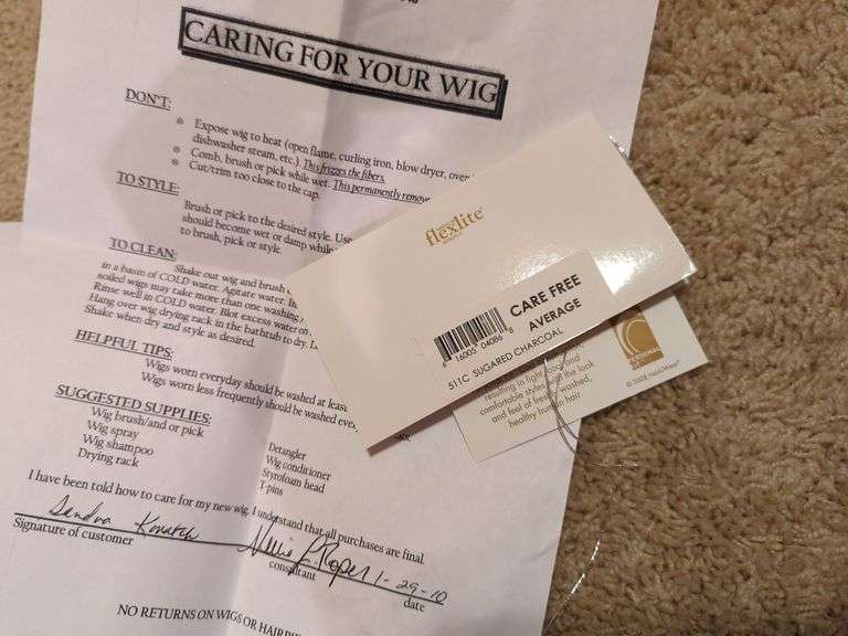Flexlite Wig - Auction Ohio