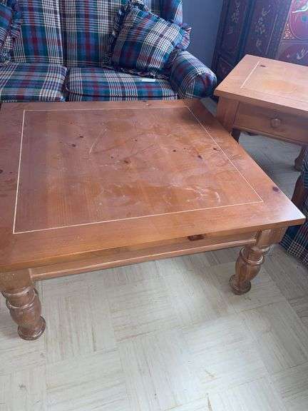 Broyhill tables - Auction Ohio