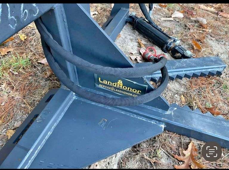 Land Honor Tree/Post Puller - Auction Ohio