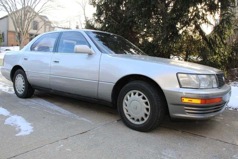 1991 Lexus LS400 - Auction Ohio