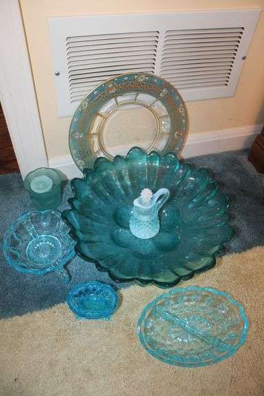 Aqua Glassware - Auction Ohio