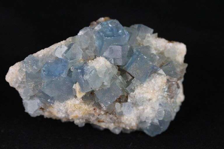 Blue Fluorite, 40 grams - Auction Ohio
