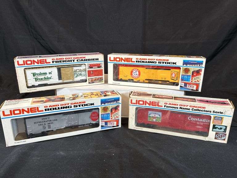 Lionel Box Cars - Auction Ohio