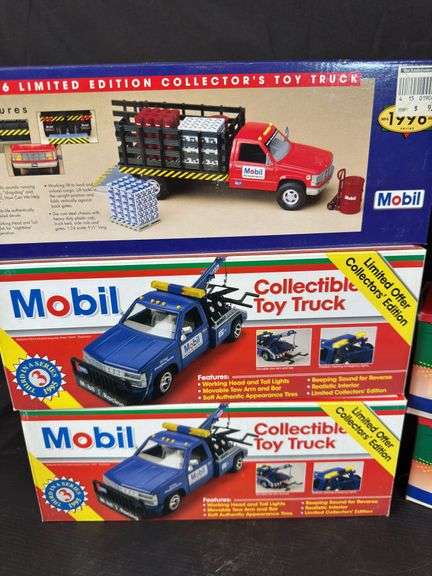 Mobil Toy Trucks - Auction Ohio