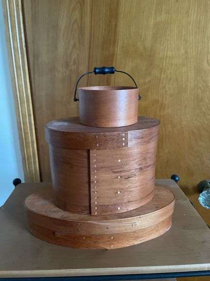 Handcrafted oval boxes and sm bucket - Auction Ohio