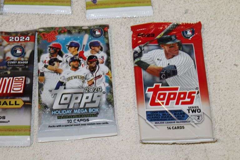 Topps Baseball Card Packs - Auction Ohio