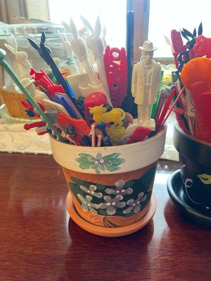 Vintage stir stick collection - Auction Ohio