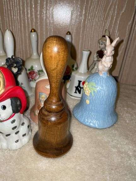 Ceramic bells - Auction Ohio
