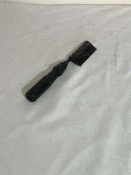 Antique Metal Hot Comb - Auction Ohio