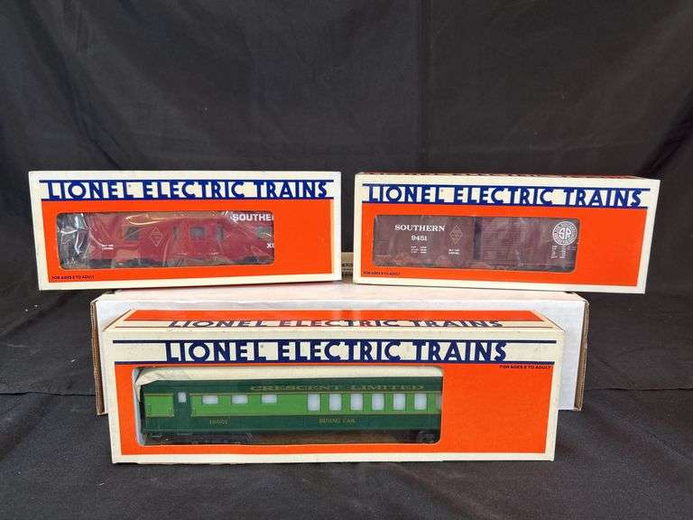 Lionel “Southern” Trains - Auction Ohio
