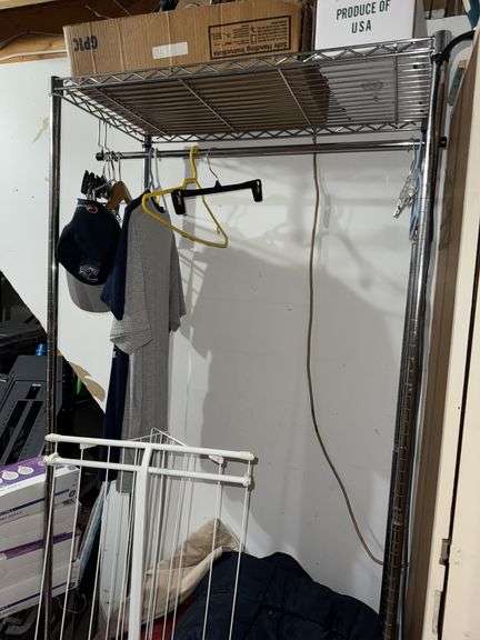 Clothing rack - Auction Ohio